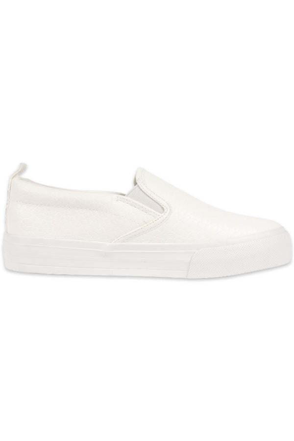 Slip-On Sneaker _ 150952 _ White from REFINERY – Refinery