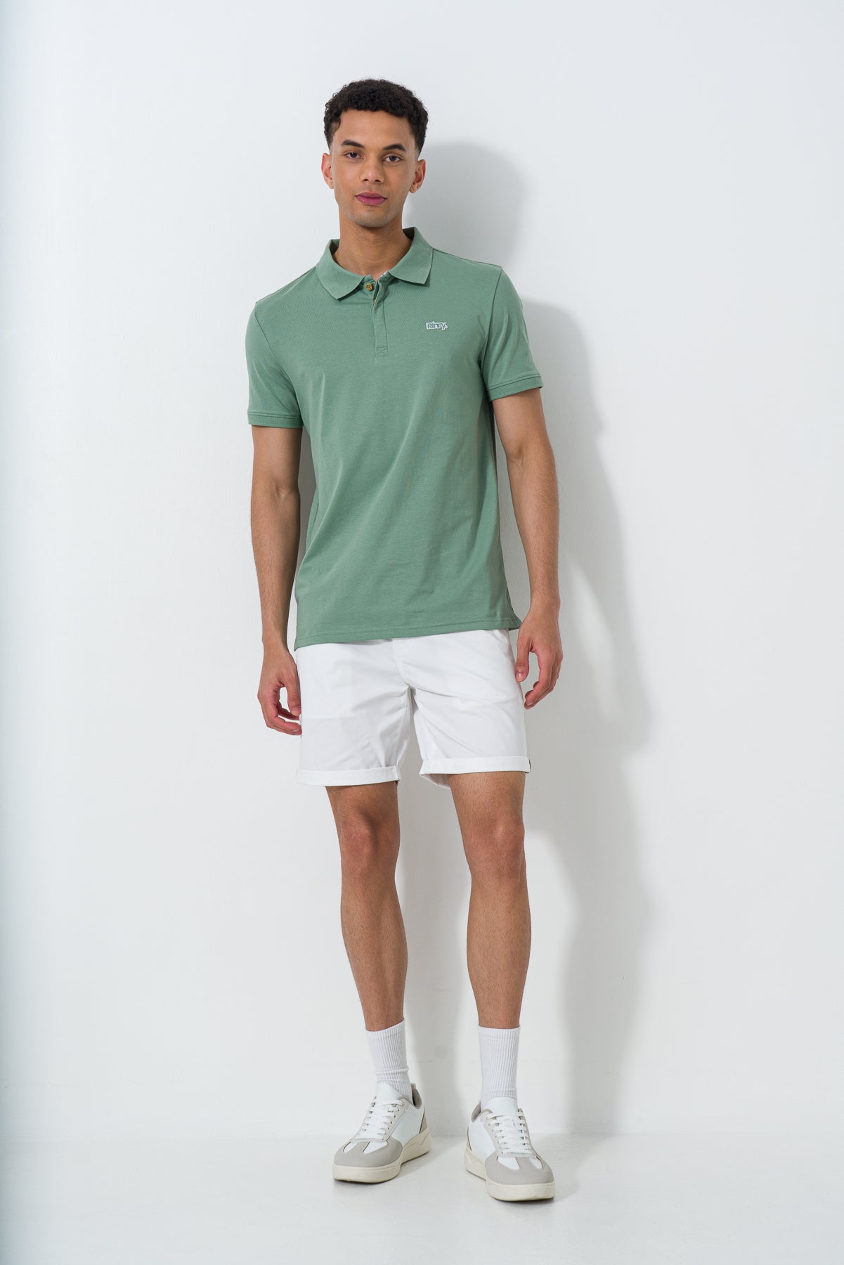 Chino Shorts from REFINERY – Refinery