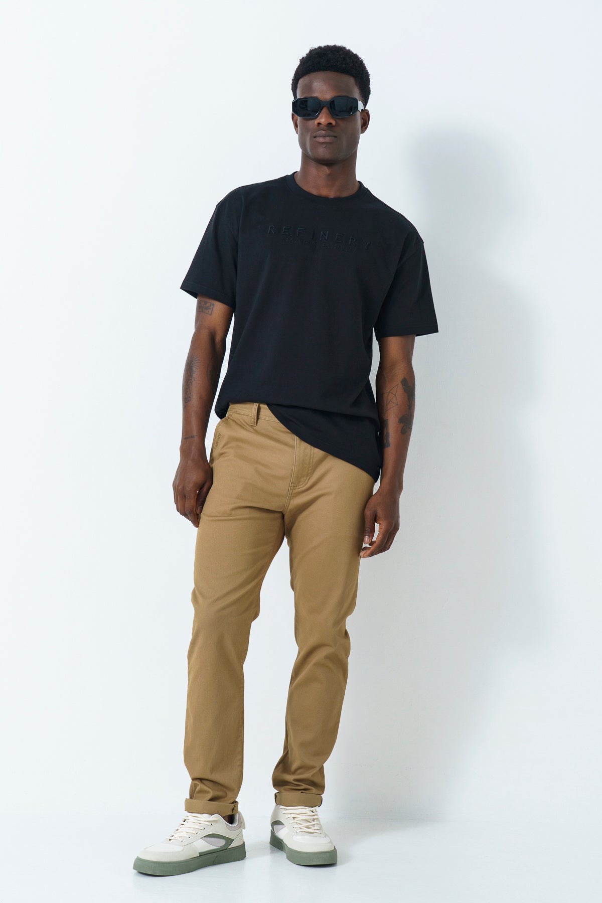 Chino Pants from REFINERY – Refinery