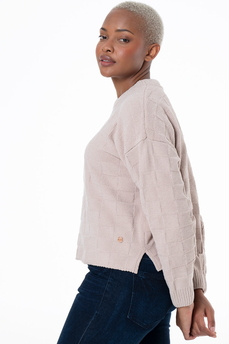 Refinery Stores | Shop Women's Tops, Tees & More at Refinery – Page 3