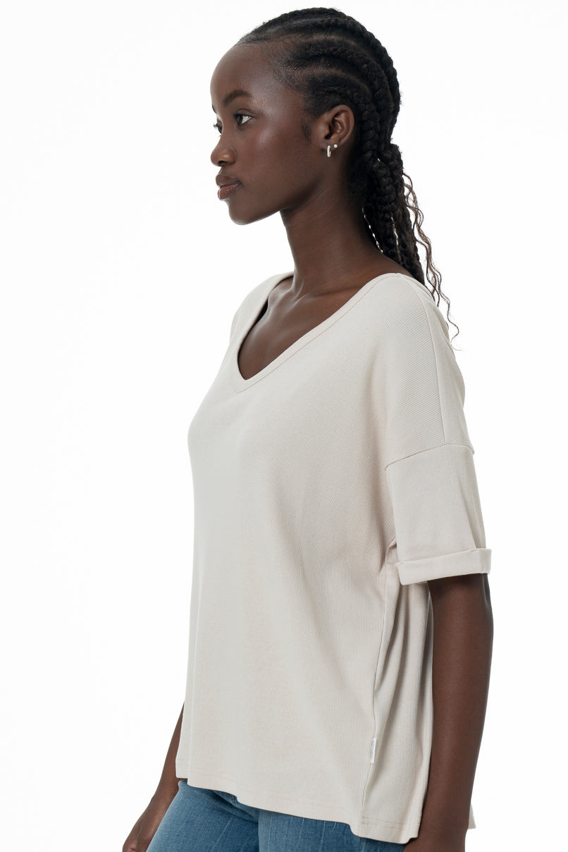 Refinery Stores | Shop Women's Tops, Tees & More at Refinery – Page 2