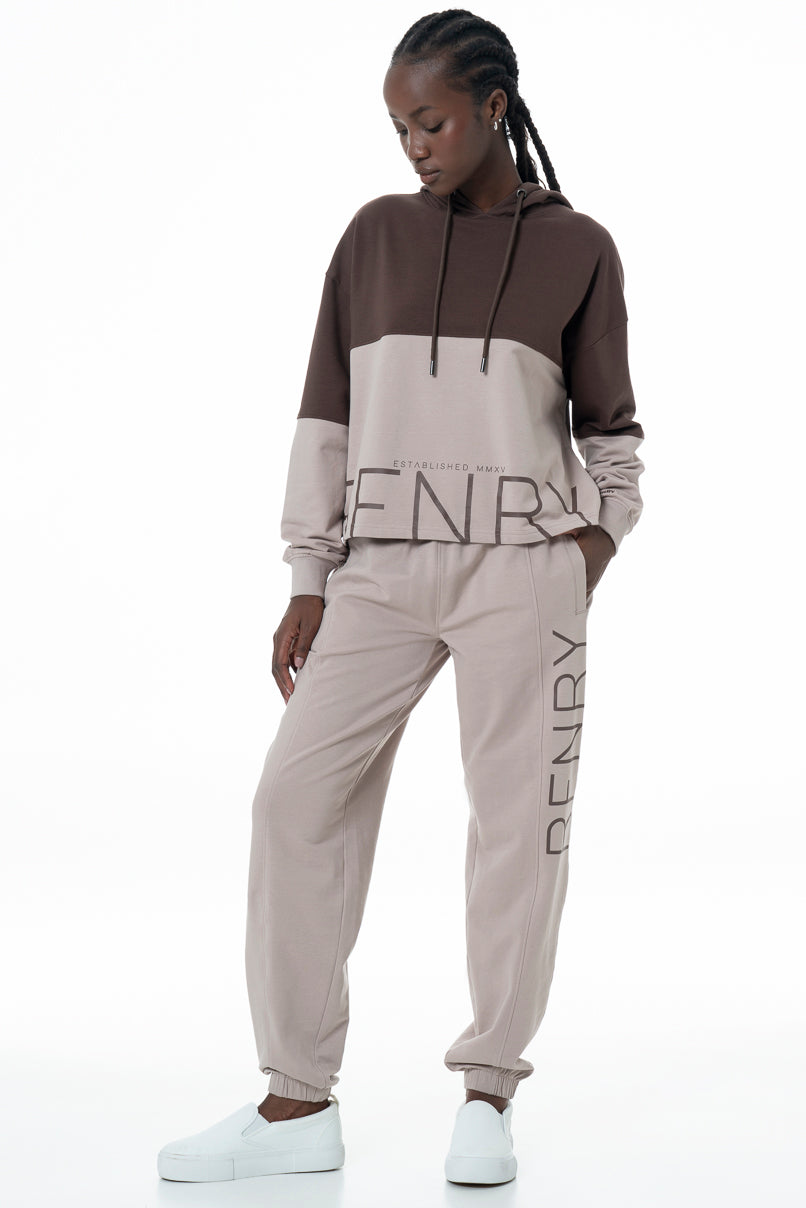 Refinery Stores | Shop Women's Tops, Tees & More at Refinery – Page 2