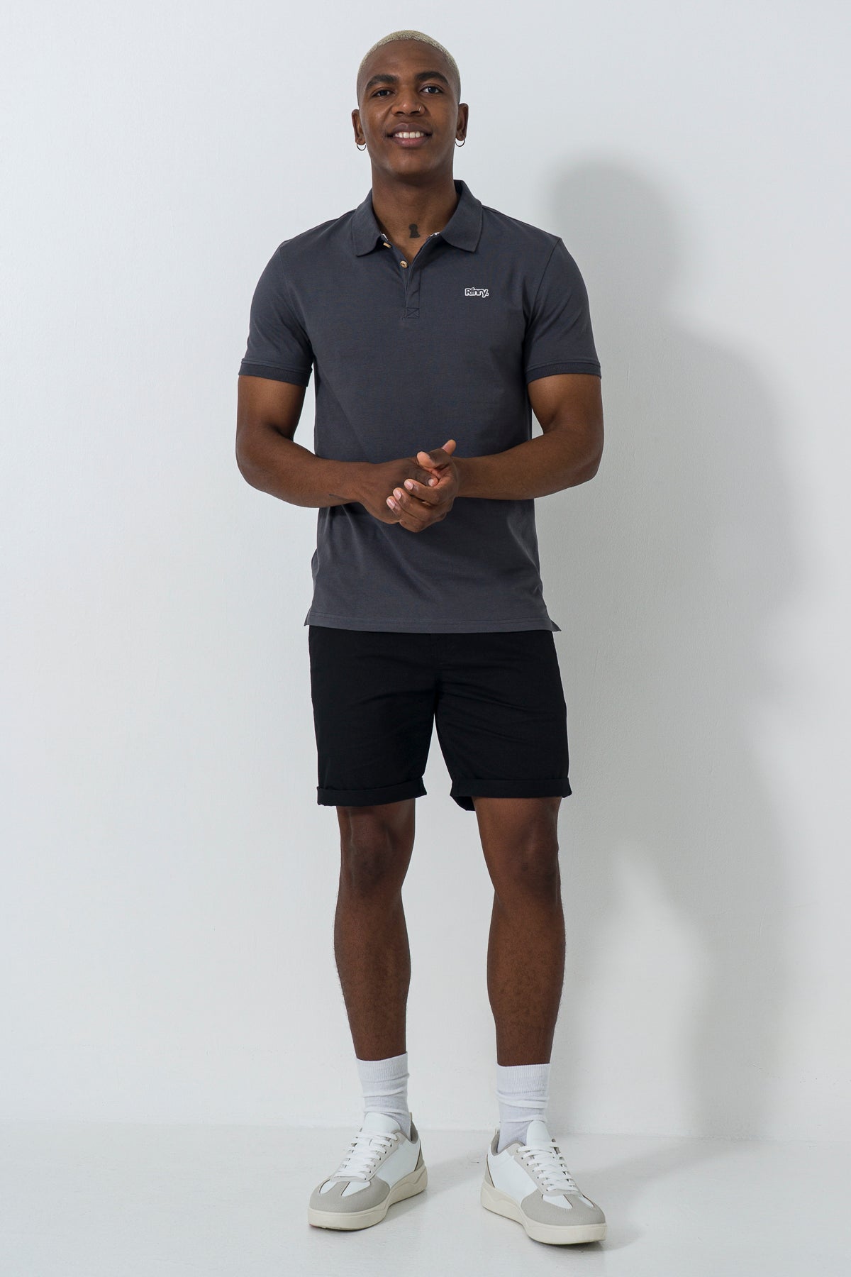 Chino Shorts from REFINERY – Refinery